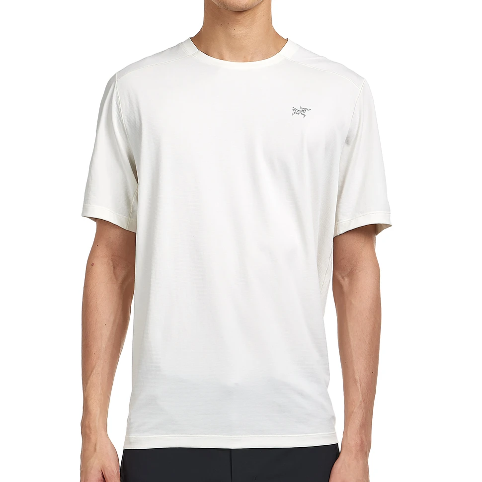 Arc'teryx - Cormac Crew SS (Arctic Silk Heather Ii) | HHV