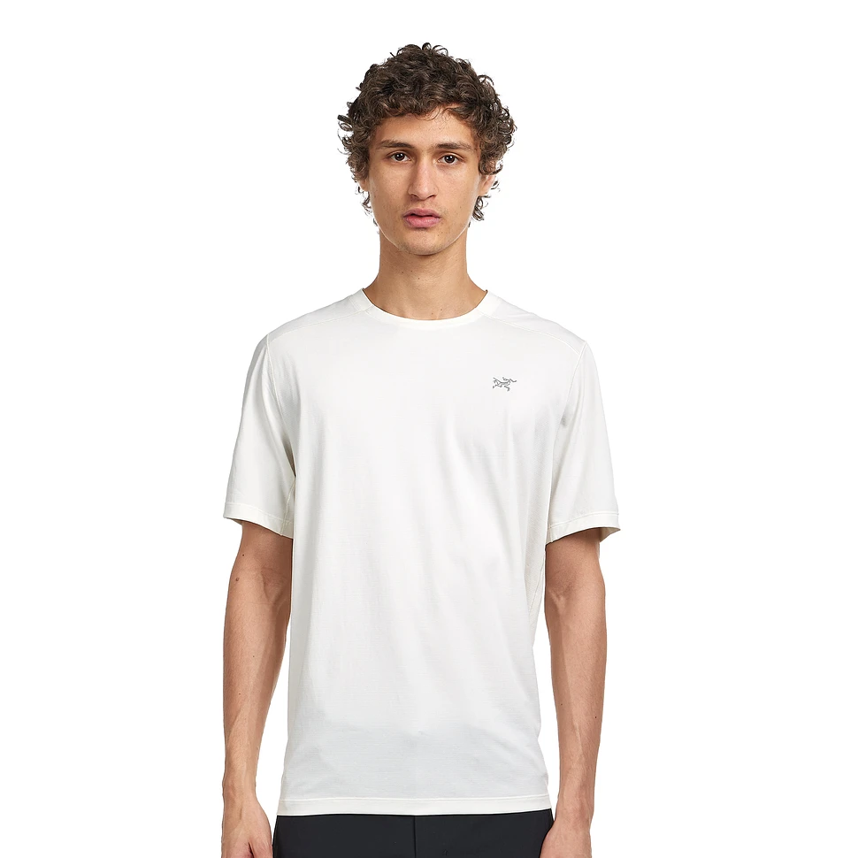 Arc'teryx - Cormac Crew SS (Arctic Silk Heather Ii) | HHV