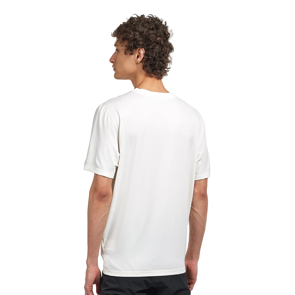 Arc'teryx - Cormac Crew SS (Arctic Silk Heather Ii) | HHV