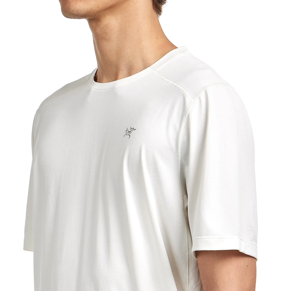 Arc'teryx - Cormac Crew SS (Arctic Silk Heather Ii) | HHV