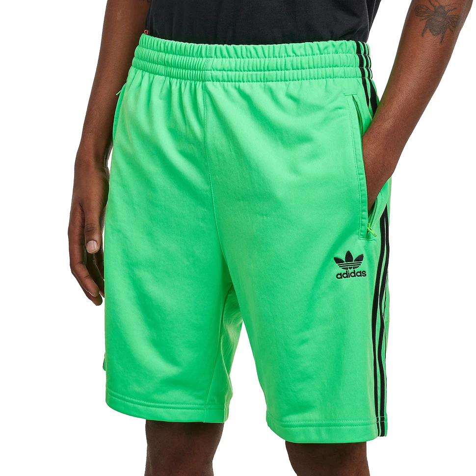 adidas - Adicolor Firebird Shorts (Screaming Green / Black) | HHV