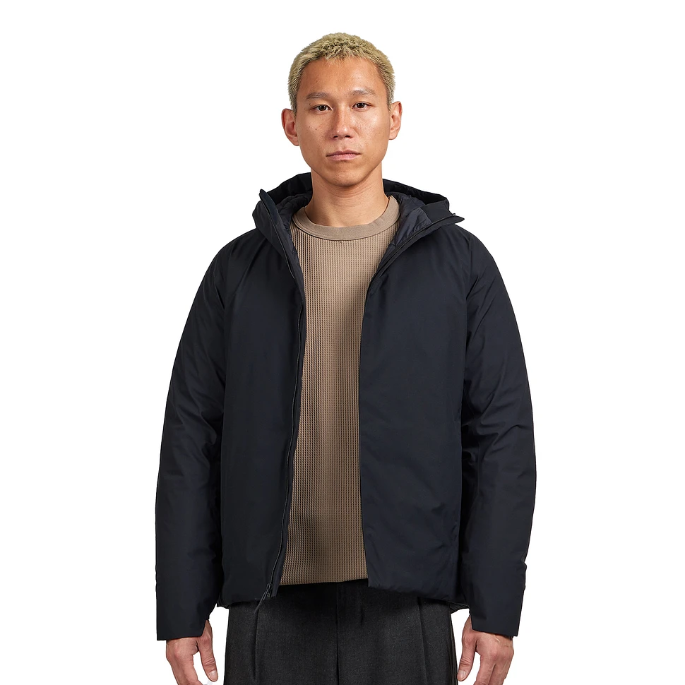 Veilance - Altus Down Jacket M (Black) | HHV