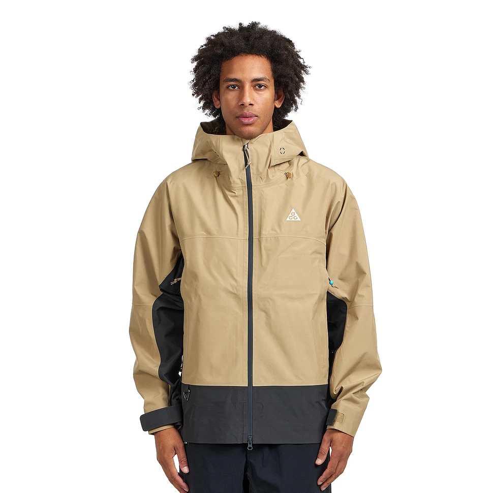 Nike - ACG "Misery Ridge" Storm-FIT ADV-GORE-TEX Jacket (Parachute ...