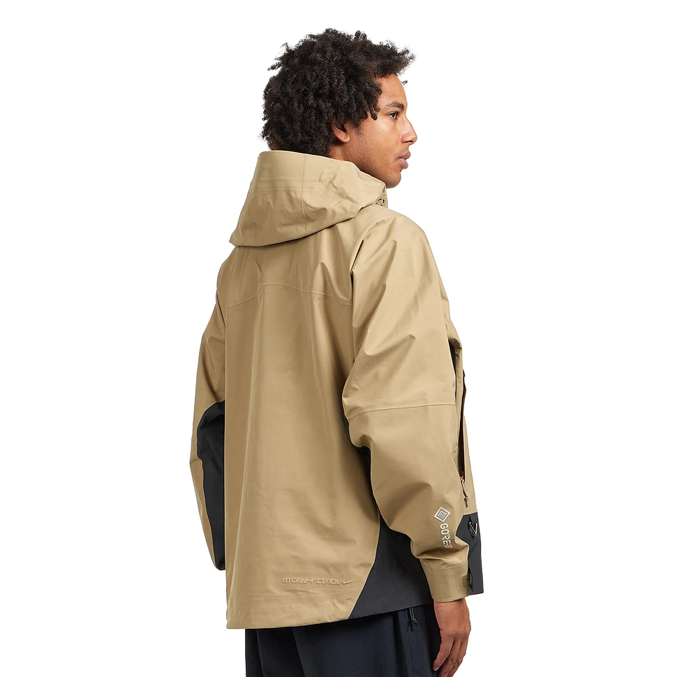 Nike - ACG "Misery Ridge" Storm-FIT ADV-GORE-TEX Jacket (Parachute ...